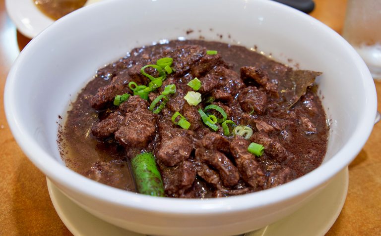 How To Prepare Dinuguan, the Filipino Blood Stew - Tropical House & Garden